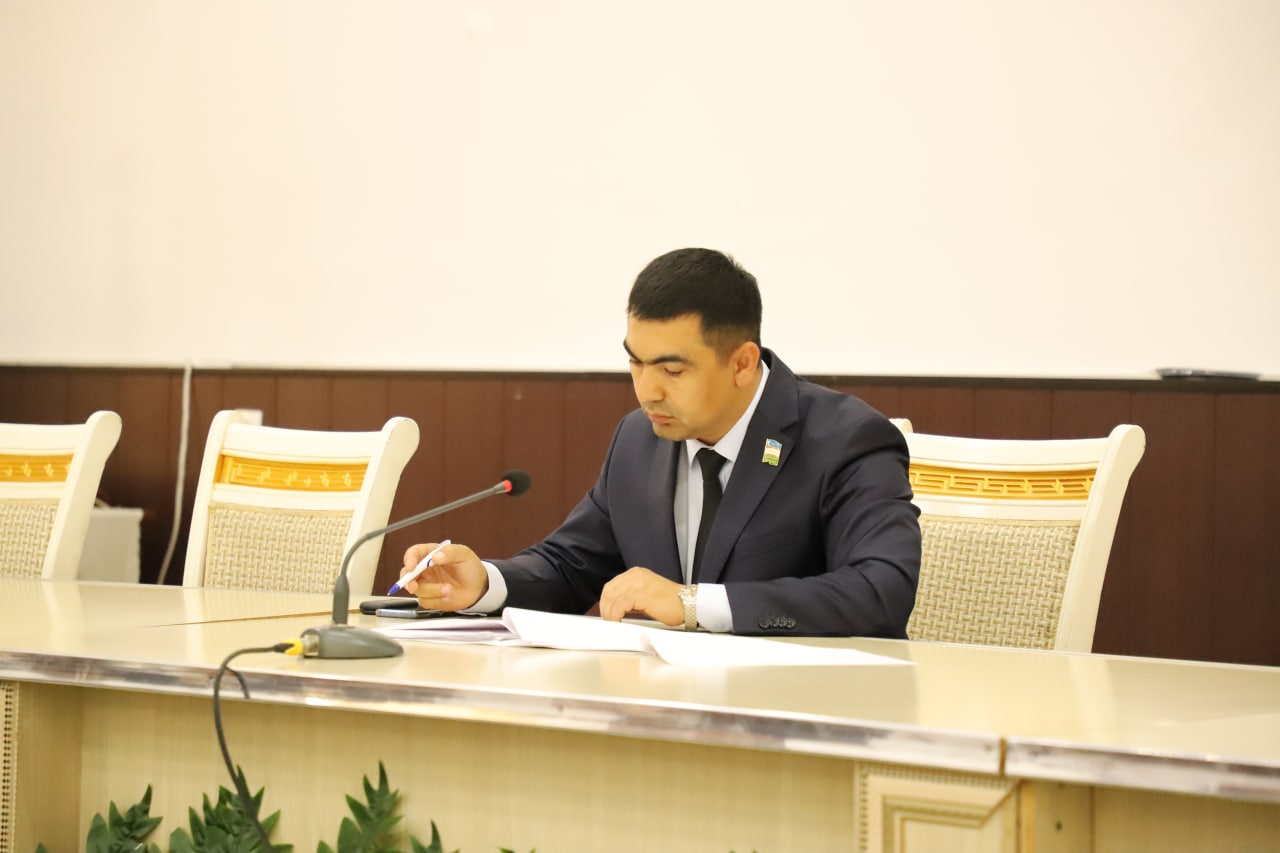Furqat tumani hokimi: “Farg‘ona viloyatini keyingi yilda ishsizlikdan ...