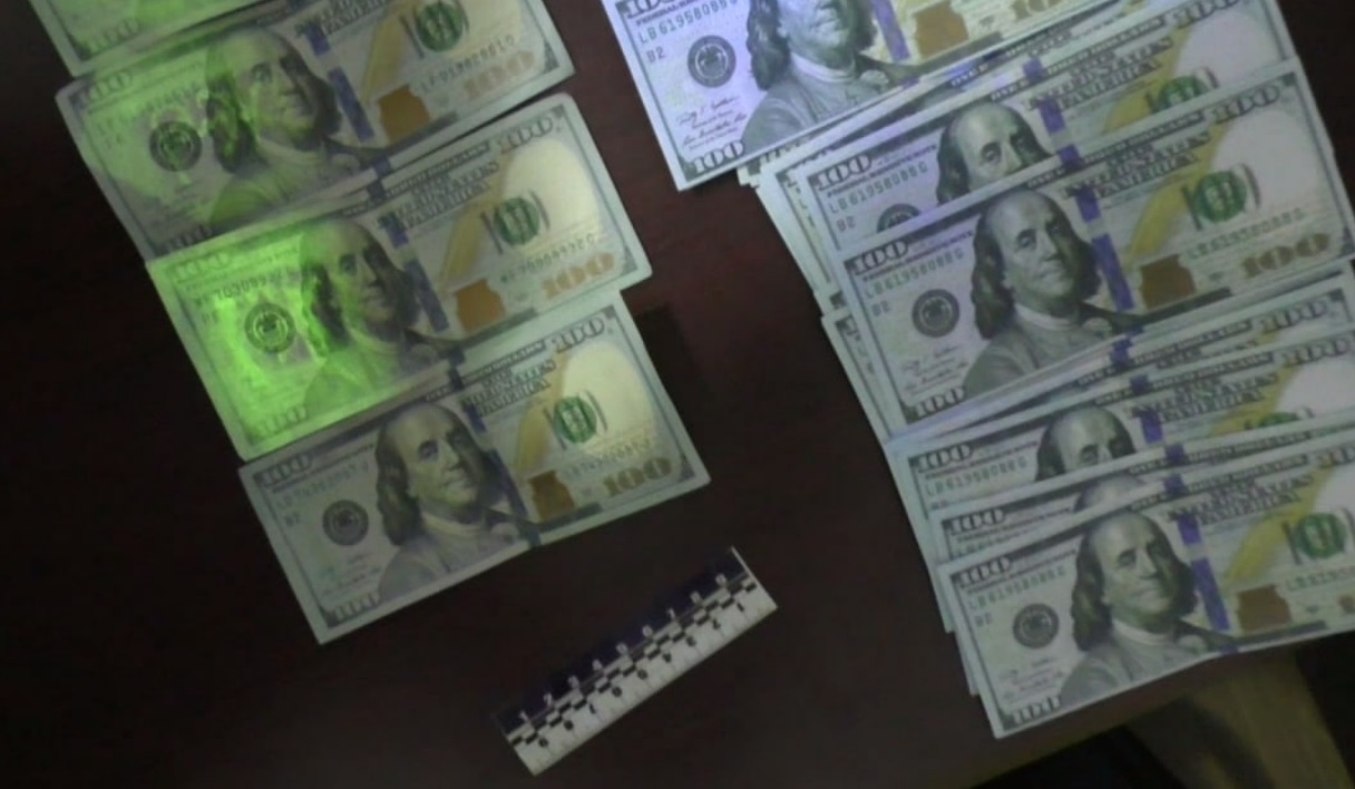 Samarqandda uyatli rasmlarini xotiniga ko‘rsatish bilan yigitni qo ...