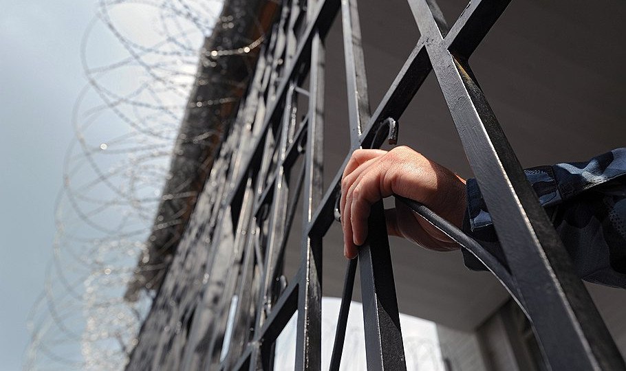 Shavkat Mirziyoyev pardons over 300 incriminated over Ramadan Hayit holiday