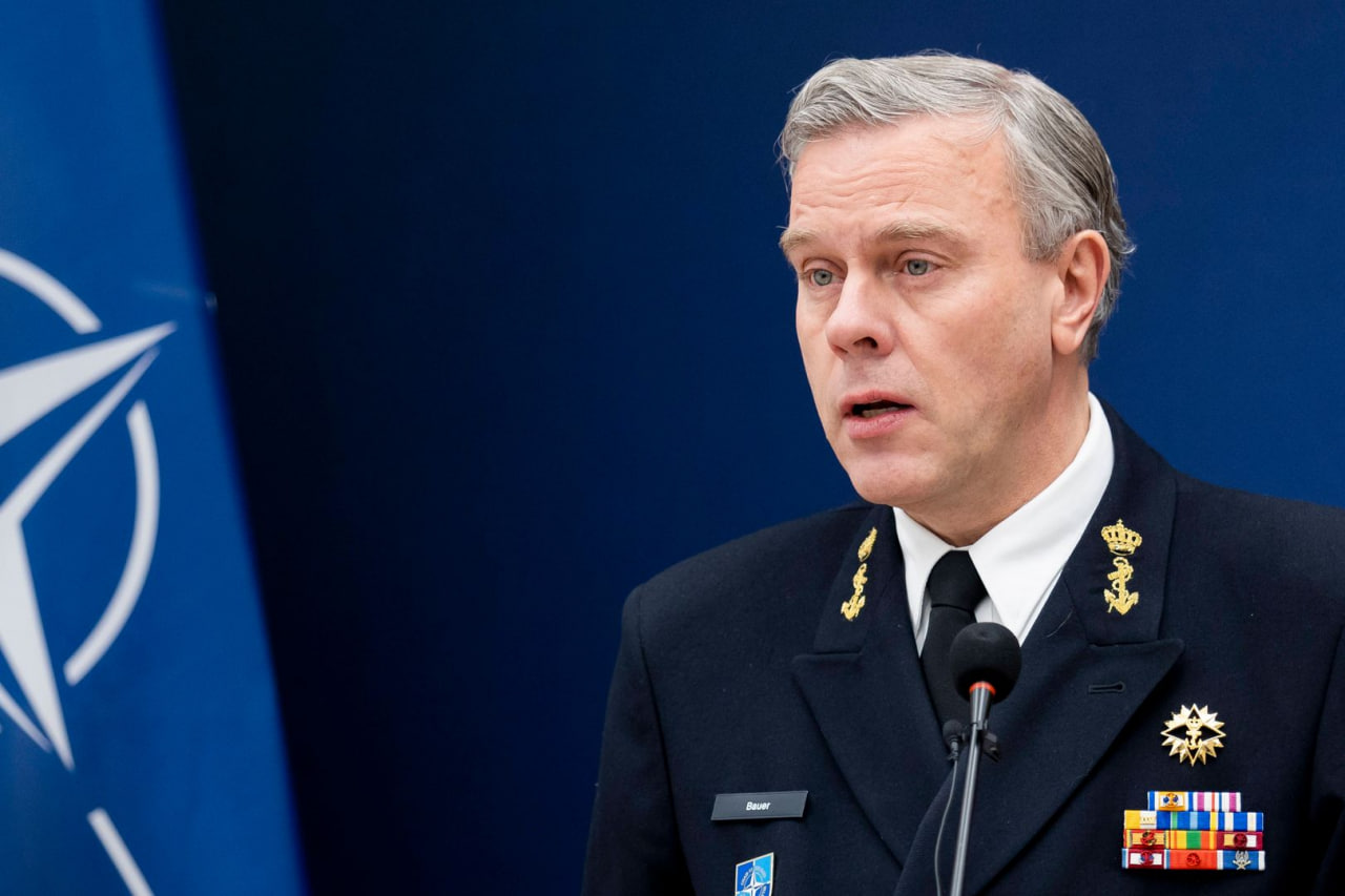 NATO admiral calls on countries of alliance to prepare for conflict
