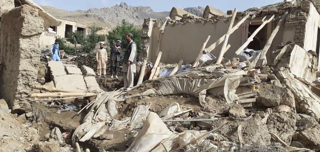 Flash floods claim 12 lives and displace dozen families in Afghanistan ...