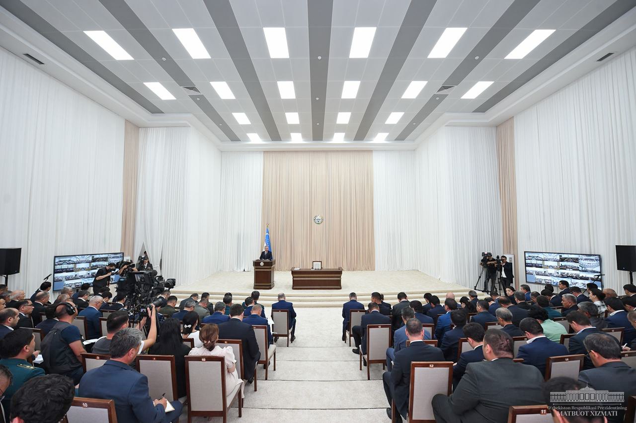 Prezident “Yashil makon” loyihasi bo‘yicha ishlarni o‘z holiga tashlab ...