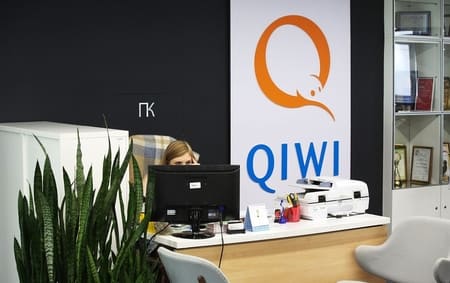 Kyrgyzstan reviews license revocation of Qiwi Bank